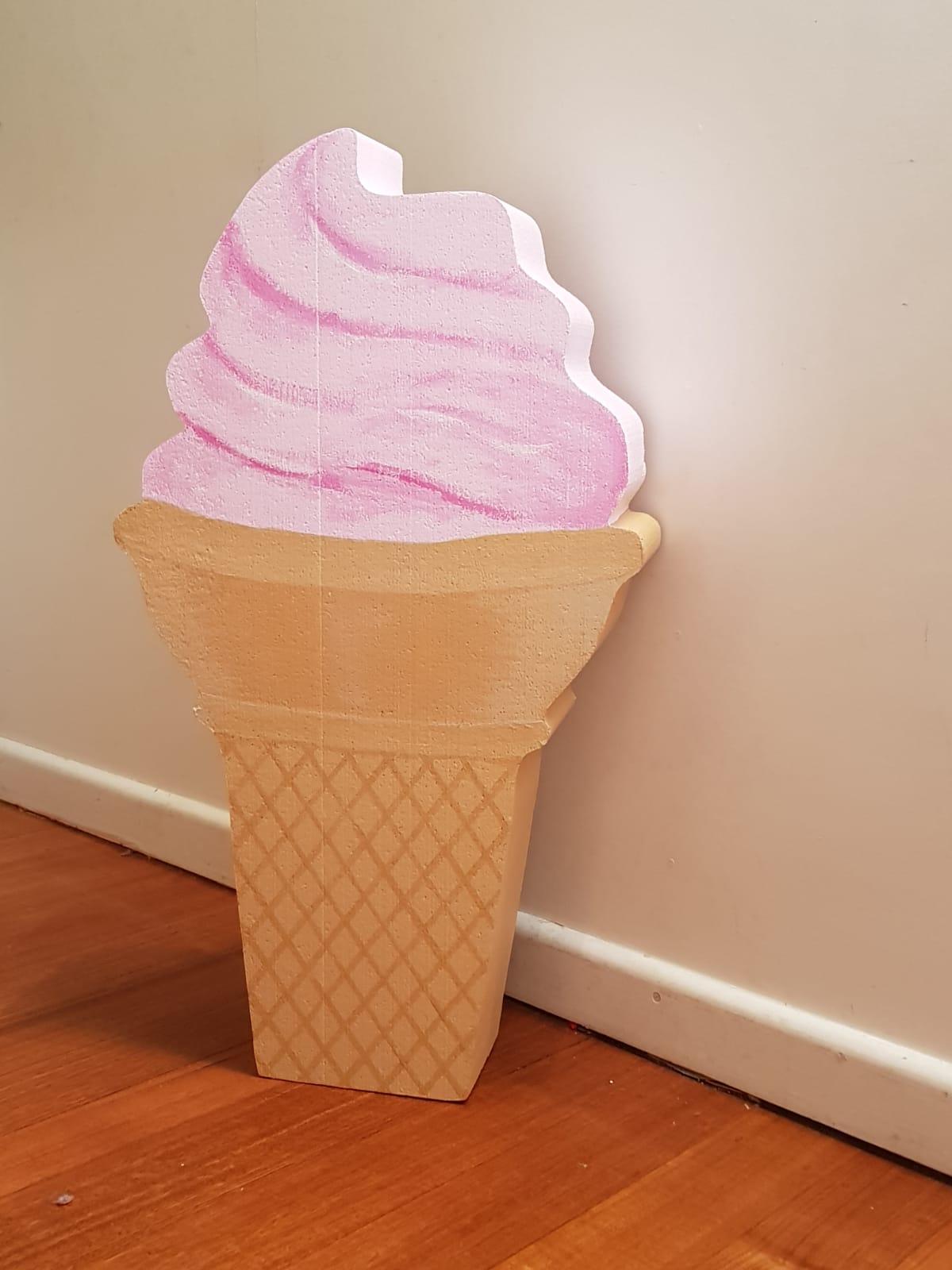 Styrofoam Ice cream ShapePink – www.luxdesigngallery.com.au